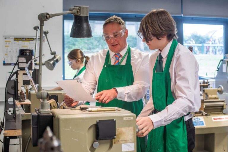 Middleton Technology School | In Pursuit of Excellence